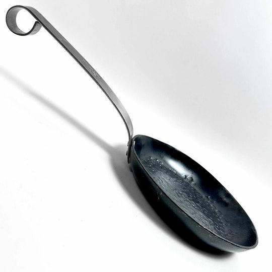 Hand Forged Carbon Steel Hammered Frying Pan 20cm – Tokushu Knife